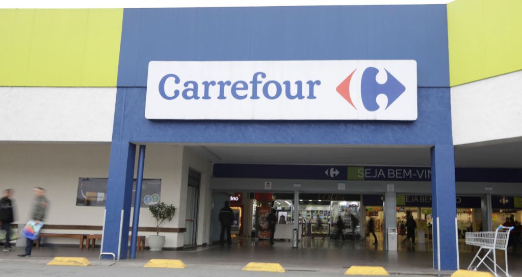 Carrefour (CRFB3) quer vender 5 centro de distribuição e lojas; entenda ...