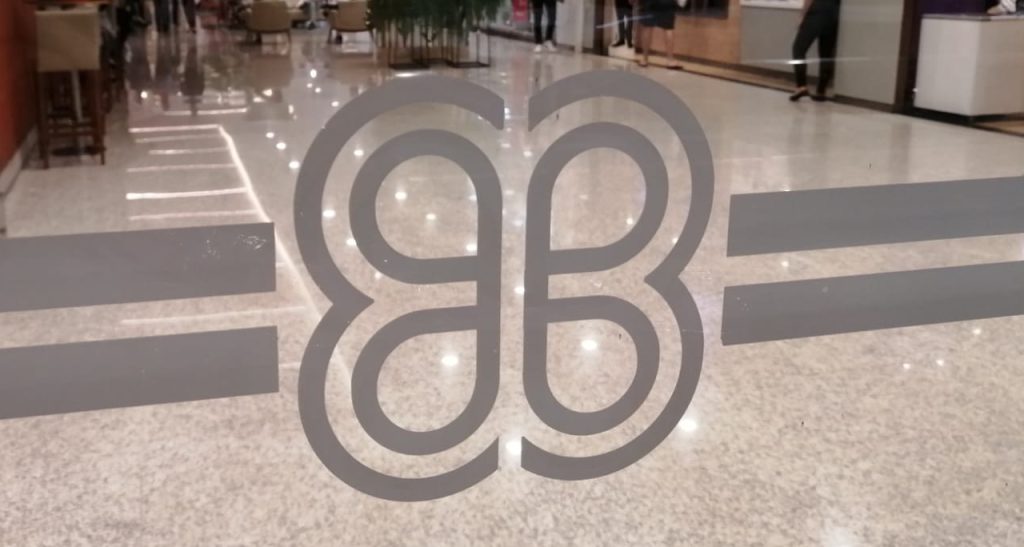 CEO deixa Multiplan (MULT3) após cinco décadas; veja quem assume ...